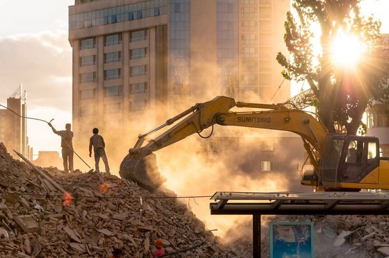 China Emergency Mechanical Demolition Contractors London Full Range Services supplier