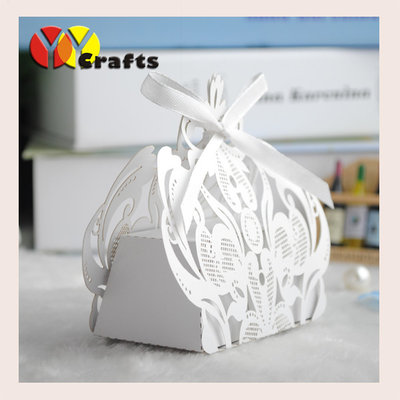 Sweet gift box paper candy box unique design white color special for wedding pary and birthday