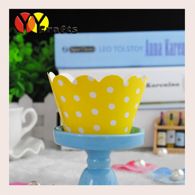 Yellow Cupcake Wrappers Printing Classic White Spots Cake Wrapper