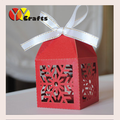 Laser Cut Candy Gift Boxes Merry Christmas Snow Snowflake Design