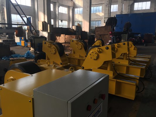 Gummiräder 380V 50HZ 3PH des doppelter Antriebs-herkömmliche Schweißens-Rotator-400×120mm