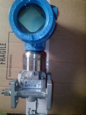 Rosemount 3051C Wireless Pressure Transmitter with 305 Integral Manifold