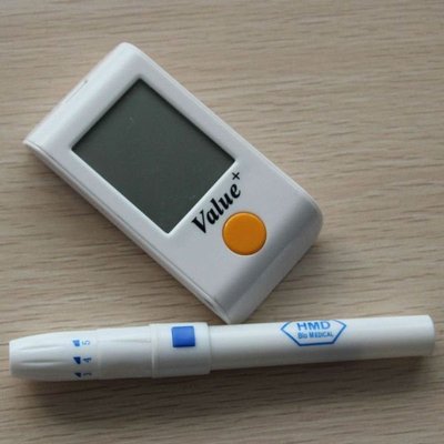 Portable Glucometer/ Blood Glucose Meter with Cheapest Price