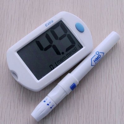 EXTRA Blood sugar glucometer kit