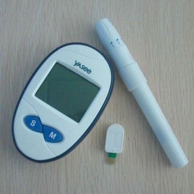 Glucose Monitor/Blood Glucose Meters/ Glucose Test Meter/Glucose Monitoring Kit