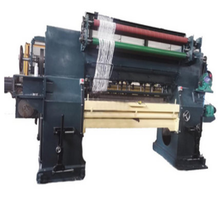 Chenille tufting carpet making machine
