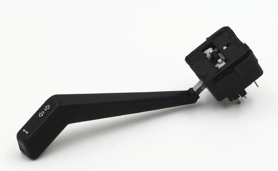 Black Original Car Turn Signal Switch With High Accuracy Output Signal 69.3709 2108-3709330-01 PIN 7