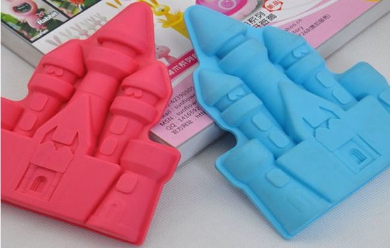 Vacuum material using vacuum mold casting for the remote control board of silicone keys