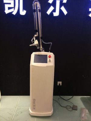 Fractional CO2 Dermatology Laser Machines Stationary Style With Wrinkle Removal