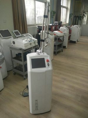 Portable Fractional Laser Machine , Skin Resurfacer Machine CE Certification