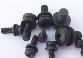 Environmental friendly Black Oxide Coating Agent PH value 7 ~ 9 Damp heat test for 100 hours
