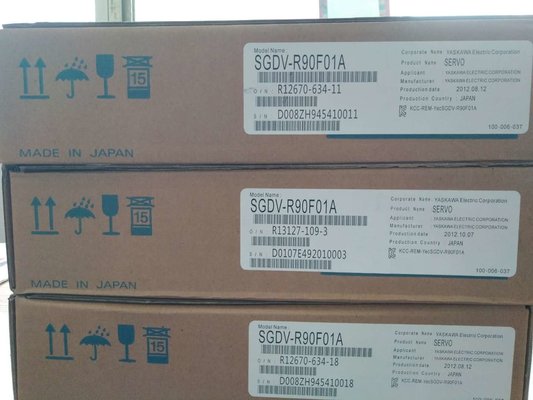 YSKAWA servo drive  JZSP-CSM01-30-E