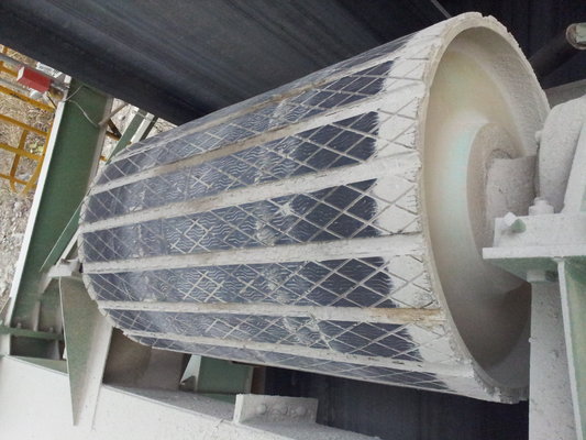 Prevent conveyor belt from slipping head pulley rubber removable slide lagging