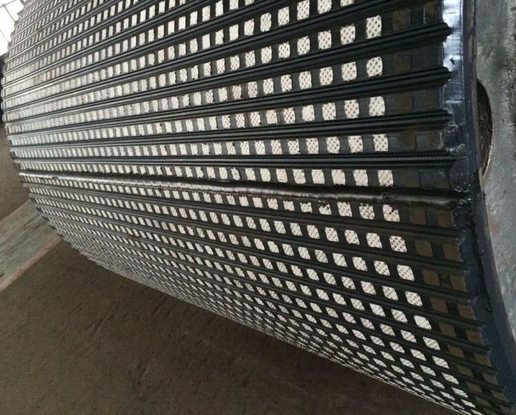 Anti static ceramic lagging for conveyor drum used in coal mining