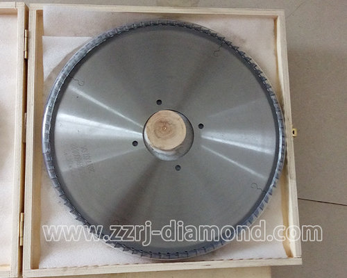 PCD diamond circular saw blade for wood cutting